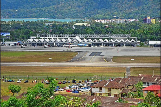 Hotel to Langkawi Airport(Midnight Departure transfer) - Who Should Consider This Service?