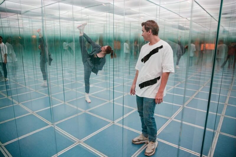 ''House Of Attractions'': Glass Labyrinth Family Ticket 2+1 - The Setting: A Visual Feast in Krakow’s Heart