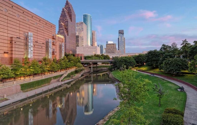 Houston: Downtown Walking History Tour - An Authentic Tour of Houstons Heart
