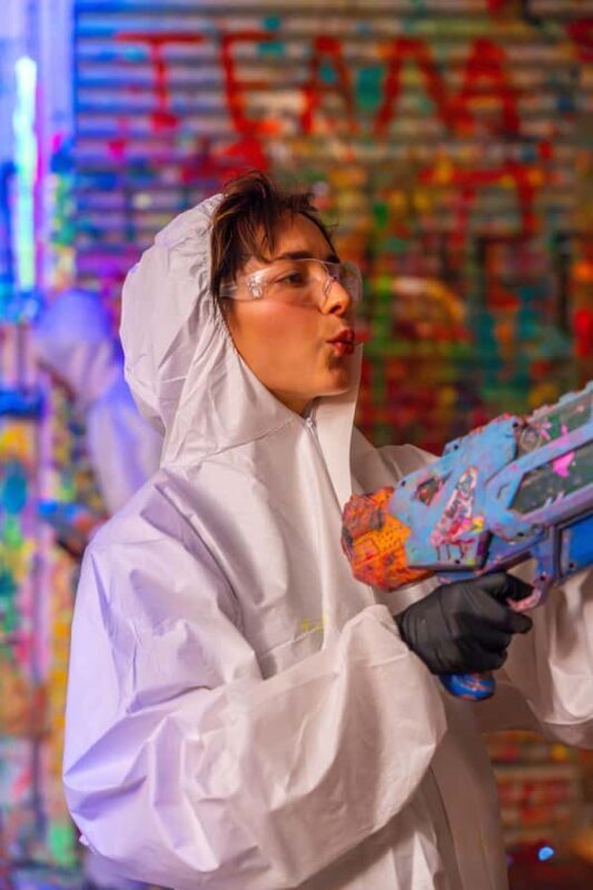 Houston: Private Paint Therapy Experience (Neon Light) - The Artistic and Fun Aspects