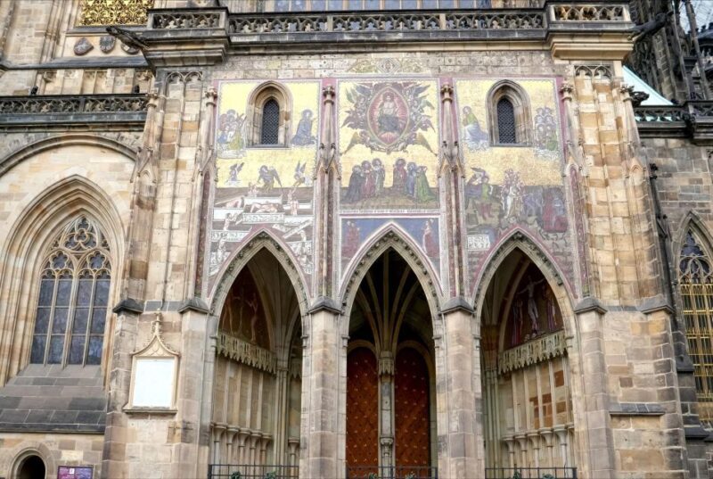Hradany Prague Castle Guided Tour, Tickets, Transfers - Optional Transfers for Convenience and Comfort