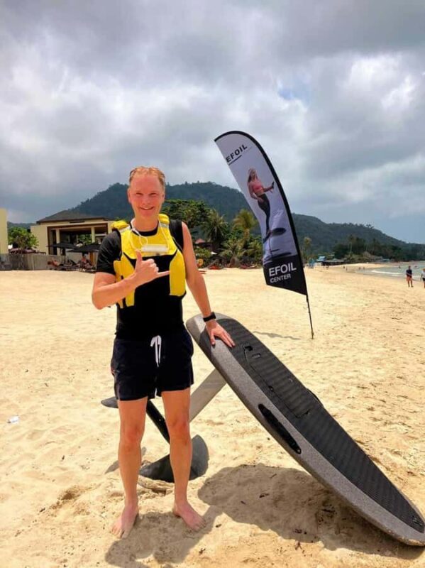 Hua Hin: 1-Hour E-Foil Experience with Professional - Who Will Love This?