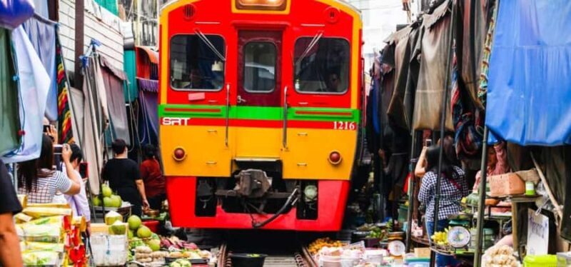 Hua Hin: Maeklong Railway & Amphawa Floating Markets Tour - Key Points