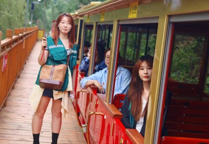 Huanghuacheng Lakeside Great Wall Day Tour+Water Actiivity - What Makes Huanghuacheng Stand Out?