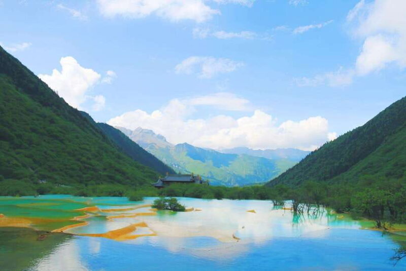 Huanglong Scenic Area: Explore Stunning Five-Colored Ponds - An In-Depth Look at the Tour Experience