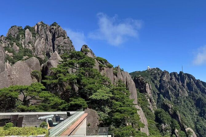 Huangshan and Hongcun 2 Day Tour with Mountain Overnight - An In-Depth Look at the Tour Experience