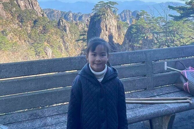 Huangshan or Hongcun and Xidi or Qiyun Mountain Day Tour - Key Points