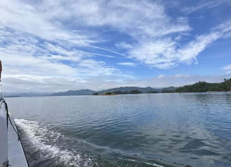 Huangshan: Qiandao Lake Boat Tour with Hotel Pickup - Key Points