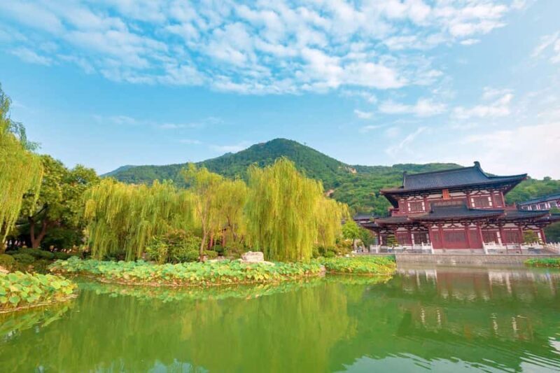Huaqing Palace Entry Ticket with Optional Show - Key Points
