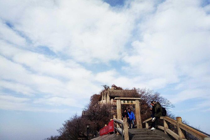 Huashan Mountain Hiking Tour from Xi'an - What Travelers Are Saying