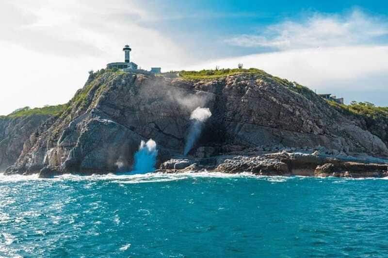 Huatulco: 5-Bay Exclusive Premium Panga Experience - FAQs