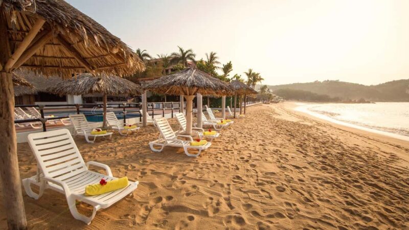 Huatulco: 7 Bays Boat Tour with Snorkeling and Lunch - The Experience: What to Expect