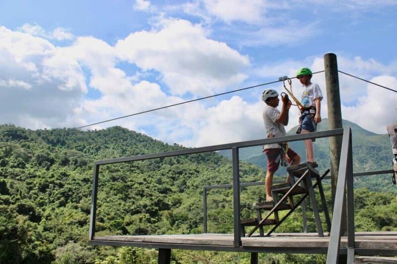 Huatulco: Zipline adventure, exotic gardens, and a viewpoint - Key Points