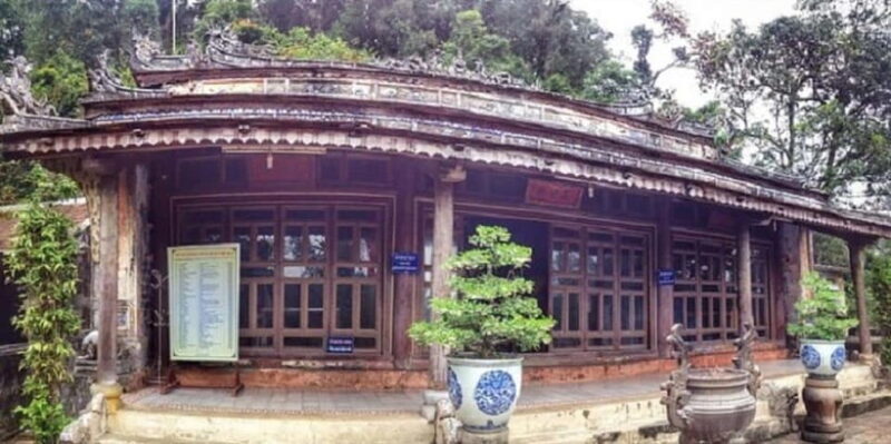 Hue Boat Tour On Perfume River with Royal Tombs - Learning from the Reviews: What to Expect—and What to Watch Out For