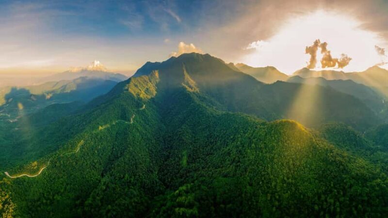 Hue: Bus Tour to Hoi An or Da Nang with Sightseeing Stops - Exploring the Itinerary in Detail