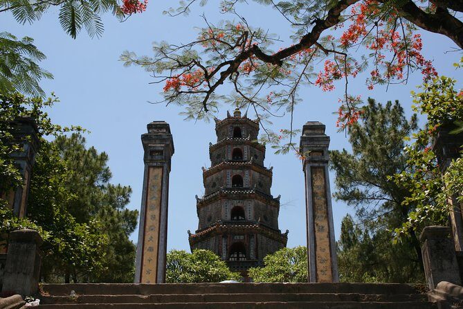 Hue City and The Citadel via Hai Van Pass Daily Small Group Tour - Lunch: A Taste of Hue’s Cuisine