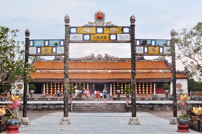 Hue city full day tour from Hoi an or Da Nang city with guide and driver - Why Choose This Hue Full-Day Tour?