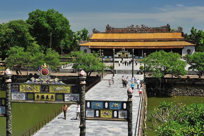 Hue City Private Tour: Ancient Tombs and Incense Making Village - Logistics Worth Noting