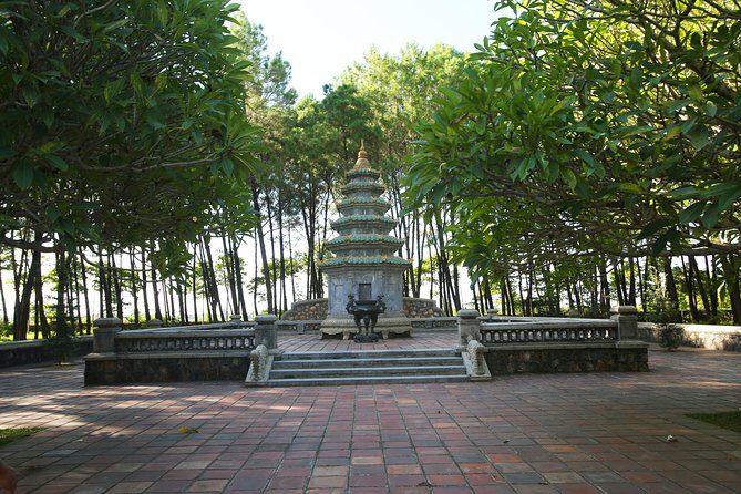 Hue City Tour 3 Tomb & Citadel Sightseeing Perfume River By Dragon Boat - Why the Price Reflects Value