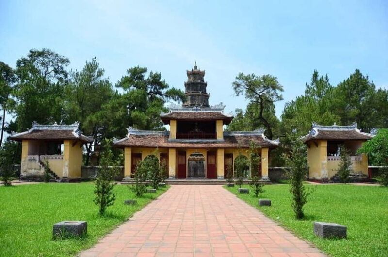 Hue Cuisine Trip On Huong River and Royal Tombs Private Tour - Authenticity and Value
