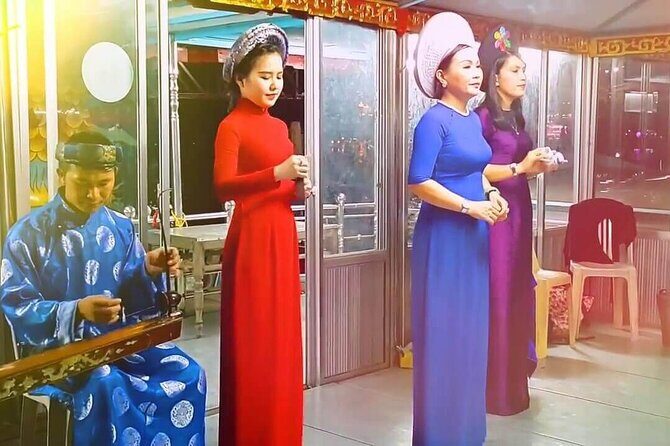 Hue Cyclo Night Adventure with Street Food and Folk Music Boat - Who Should Consider This Tour