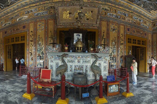 Hue: Deluxe group tour - Lunch at a Local Restaurant: Savor Hue’s Flavors