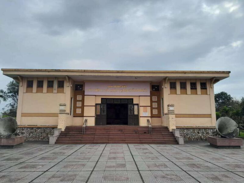 Hue: DMZ Half-Day by Private Car with Vinh Moc Tunnels - Key Points