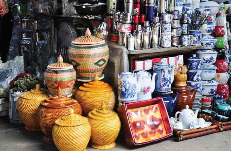 Hue Food Tour by Walking or Cyclo or Motorbike with Driver - Key Points