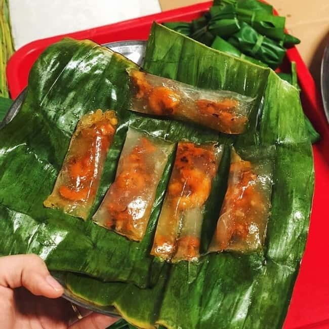 Hue: Food Walking Tour with Local Guide - Key Points