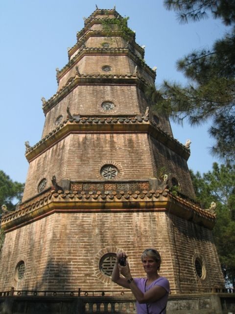 Hue Half-Day Tour with Boat Trip and Sightseeing - Key Points