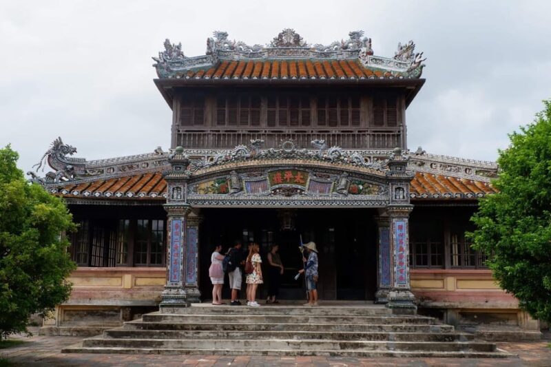Hue: Imperial and Forbidden City Guided Tour - What to Expect During the Tour