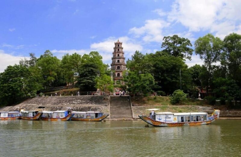 Hue : Imperial Citadel - Thien Mu Pagoda - Dragon Boat Trip - Key Points