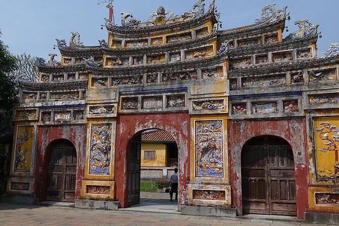 Hue Imperial City Daily Ingroup Tour via Hai Van Pass - Exploring the Itinerary: What You’ll Actually Do