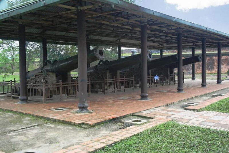 Hue: Imperial City, Royal Tombs, Pagoda & Dragon Boat Tour - A Deep Dive into the Itinerary