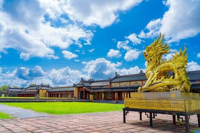 Hue Imperial City Walking Tour 2.5 Hours - The Experience in Practice