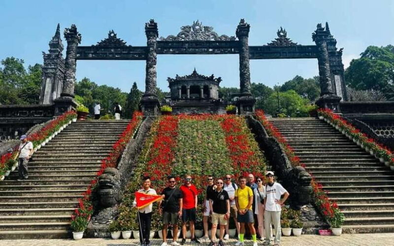 Hue Imperial Private Tour via Hai Van Pass Train Experience - Dining and Local Flavor