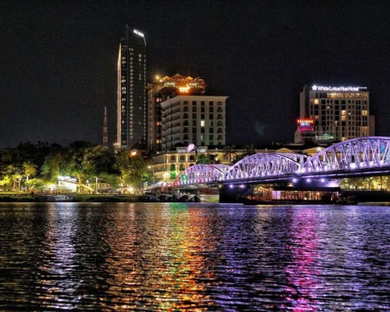 Hue: Motorbike Night Tour with Lady Riders & Food Tasting - Exploring Hue by Night: What to Expect