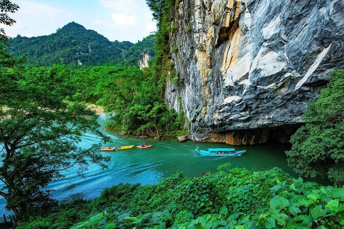 Hue Phong Nha Cave Paradise Cave 2 Days - Key Points