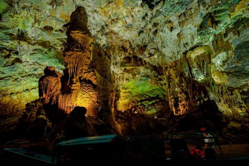 Hue - Phong Nha Cave - Vinh Moc Tunnel Small group - Key Points