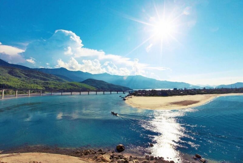 Hue : Private Car to Hoi An via HaiVan pass & City of Ghosts - FAQs