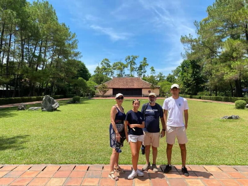 Hue: Private Dragon Boat, Royal Tombs & Thien Mu Pagoda - Key Points