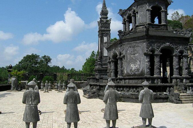 Hue Royal tombs half day afternoon group tour - FAQs