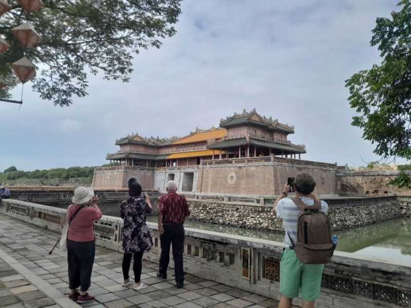 Hue:Deluxe Walking tour to Imperial City and Dong Ba Market - An Authentic Walk Through Hue’s Heart