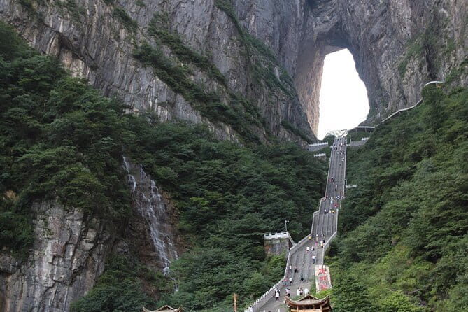 Hunan Changsha Zhangjiajie Fenghuang Private 5 Days Tour by Train - What to Expect from the Tour: A Deep Dive