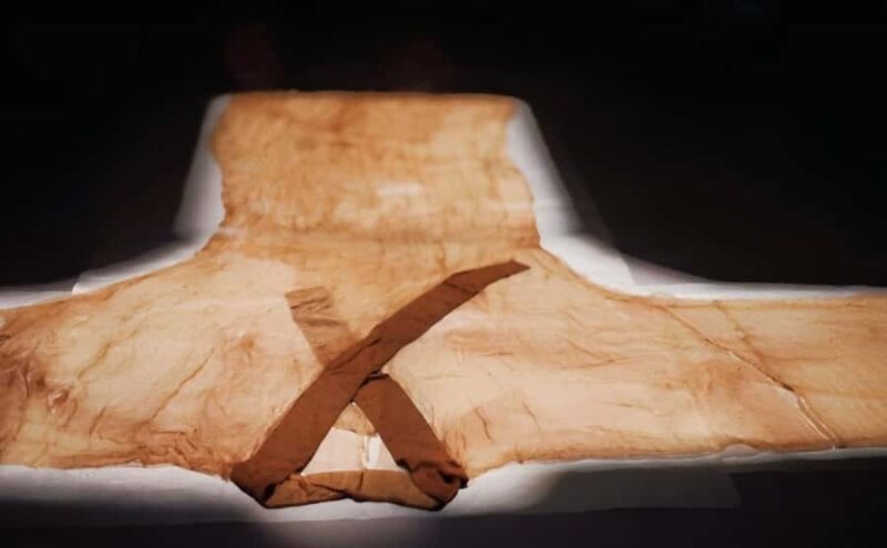 Hunan Museum Entry Ticket with English guidebook - The Sum Up