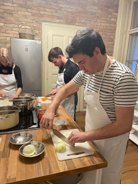 Hungarian Premium Cooking Class with 4-course meal - Why This Tour Works Well for Travelers