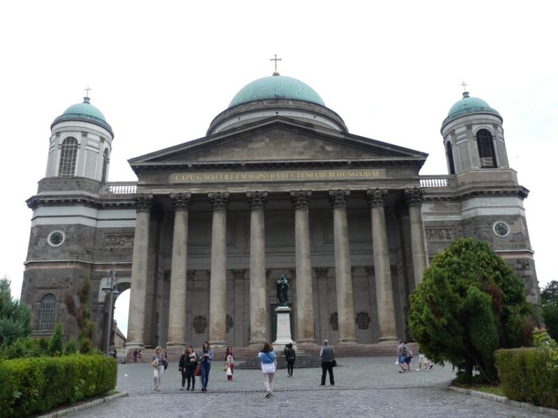 Hungary: Full-Day Private Danube Bend Tour - Key Points