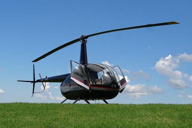 Hunter Valley Wine Country Helicopter Flight from Cessnock - The Experience in Focus