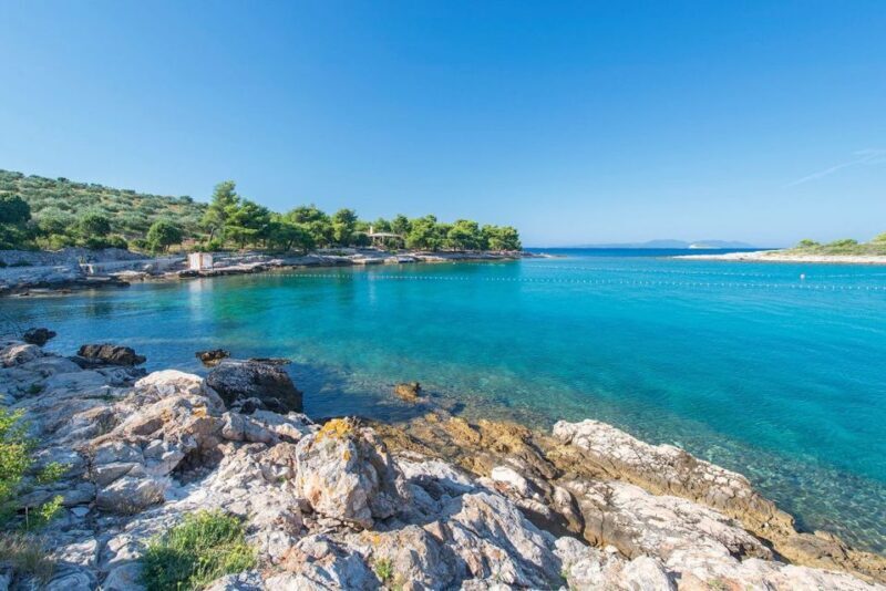 Hvar: Private Beach hoping & Chilling out - Marine Life & Snorkeling
