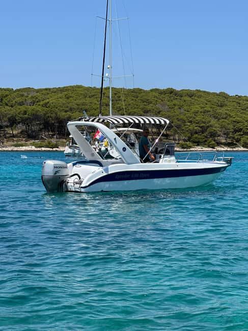 Hvar: Private Speedboat Tour Blue Green Caves, Vis & Pakleni - FAQ